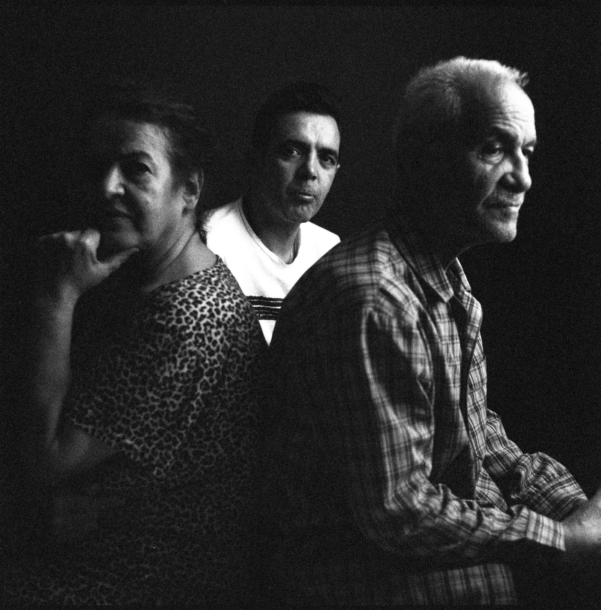 The Retrospective of an Ordinary Family – Mehri Jamshidi